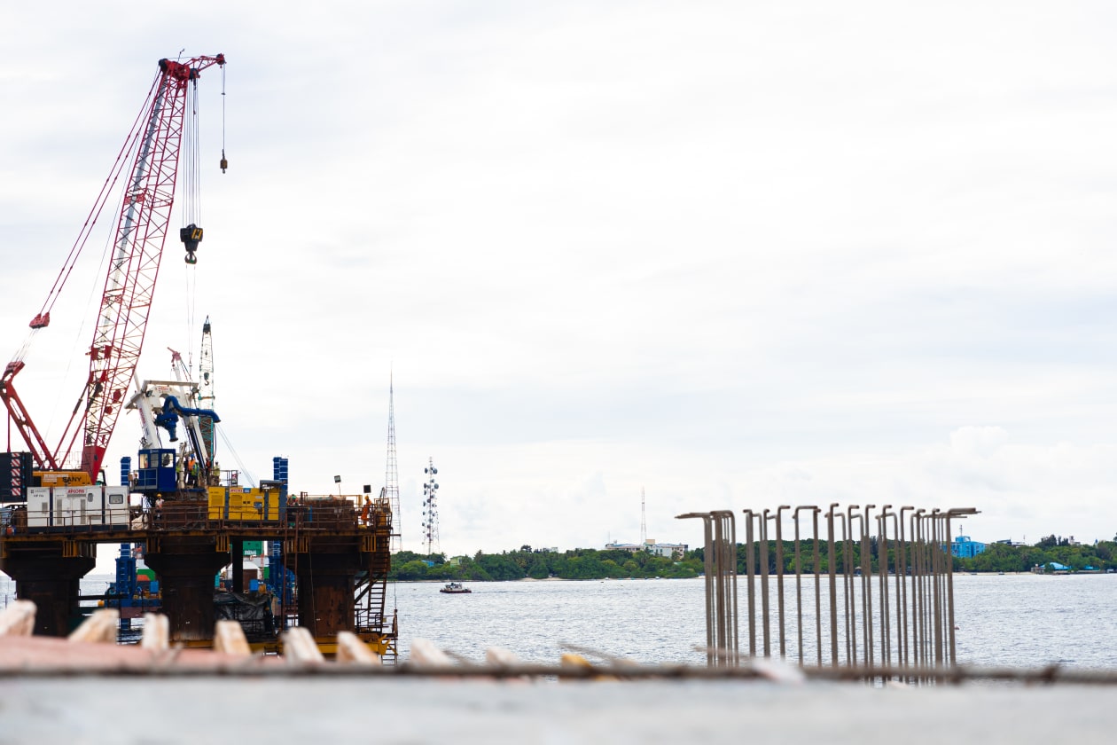 Adhadhu - Thilamale' bridge project 33 percent complete: Construction ...