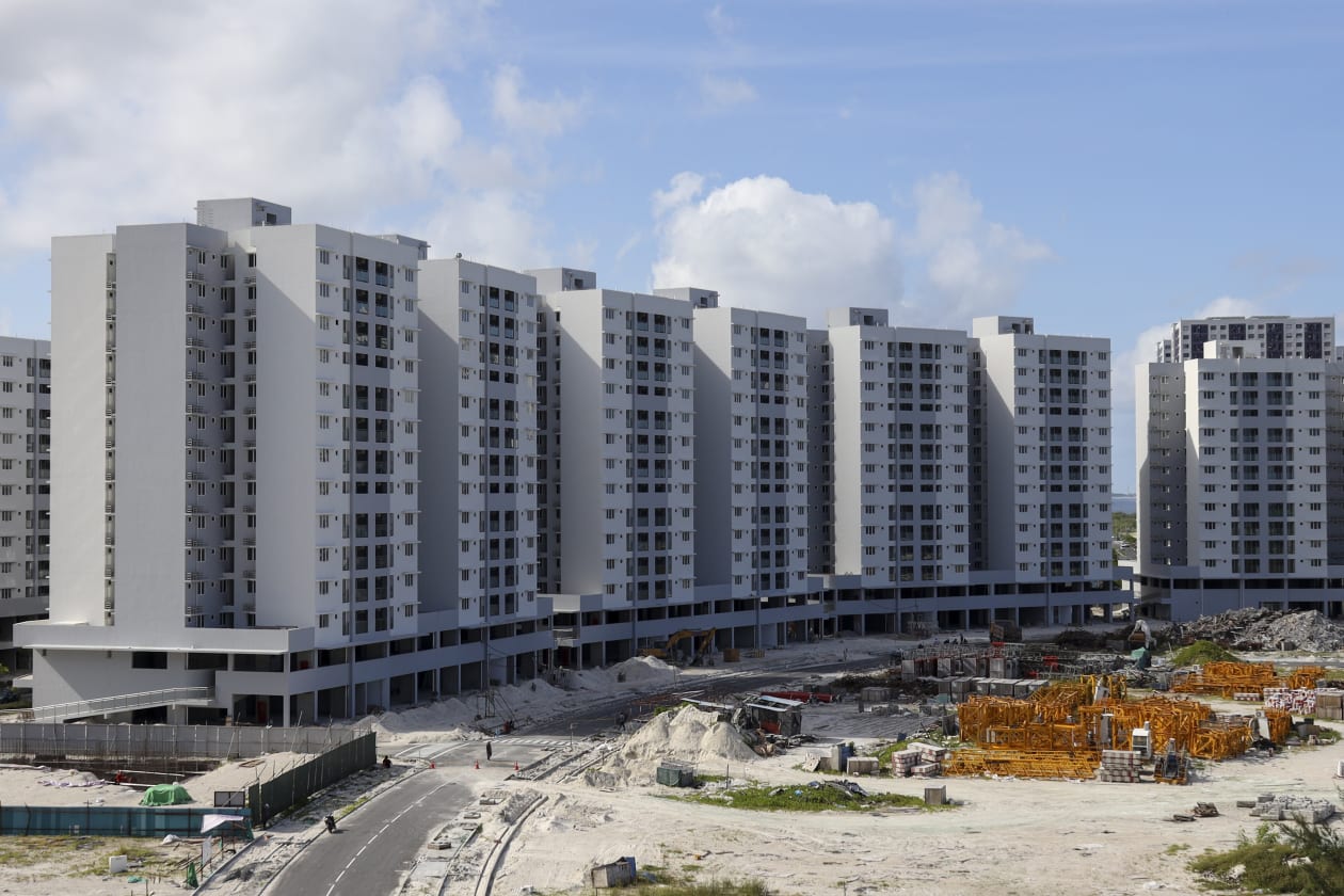 Adhadhu - Sale of Vinares apartments suspended