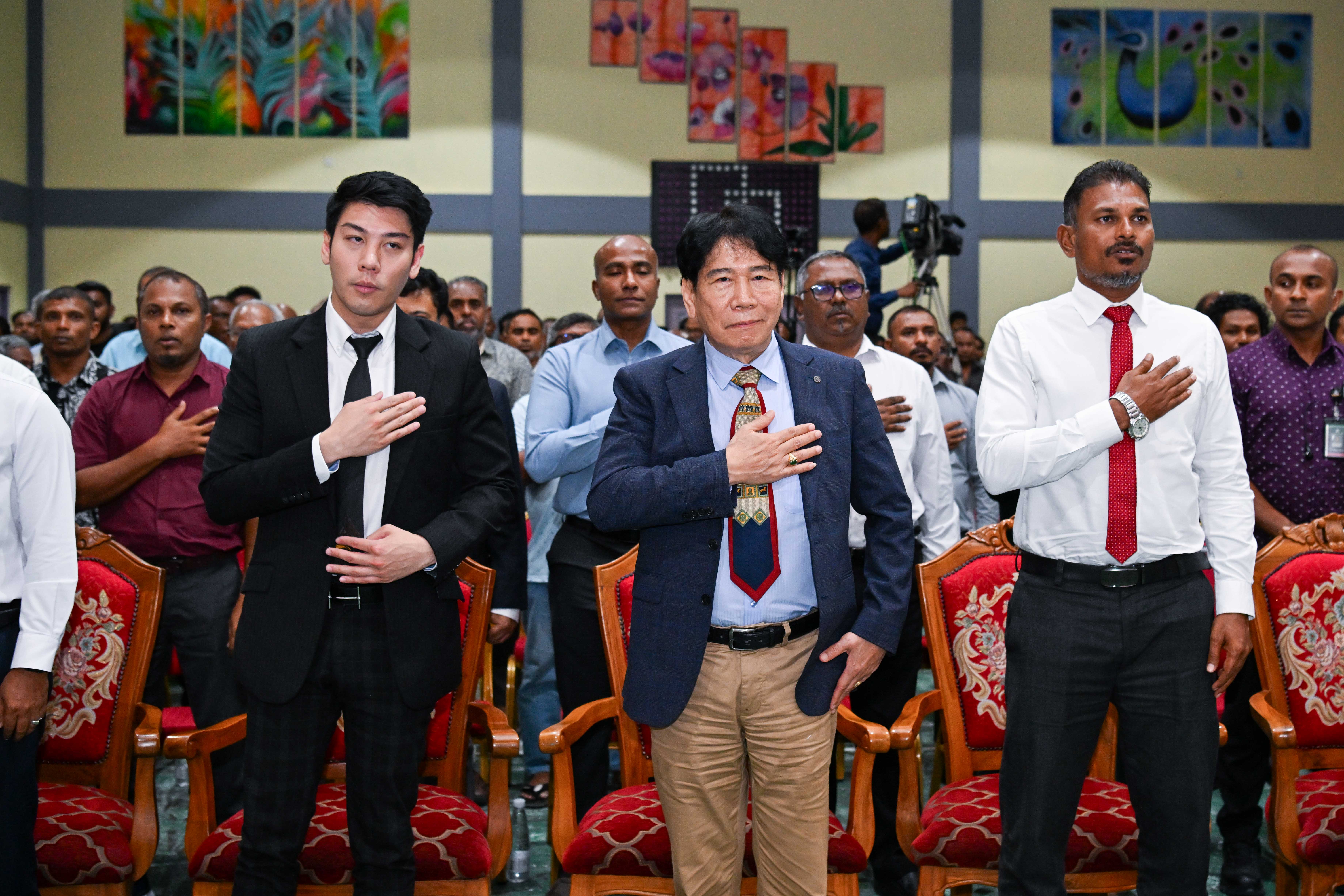 Adhadhu - Thinadhoo airport developer sought offshore financing license