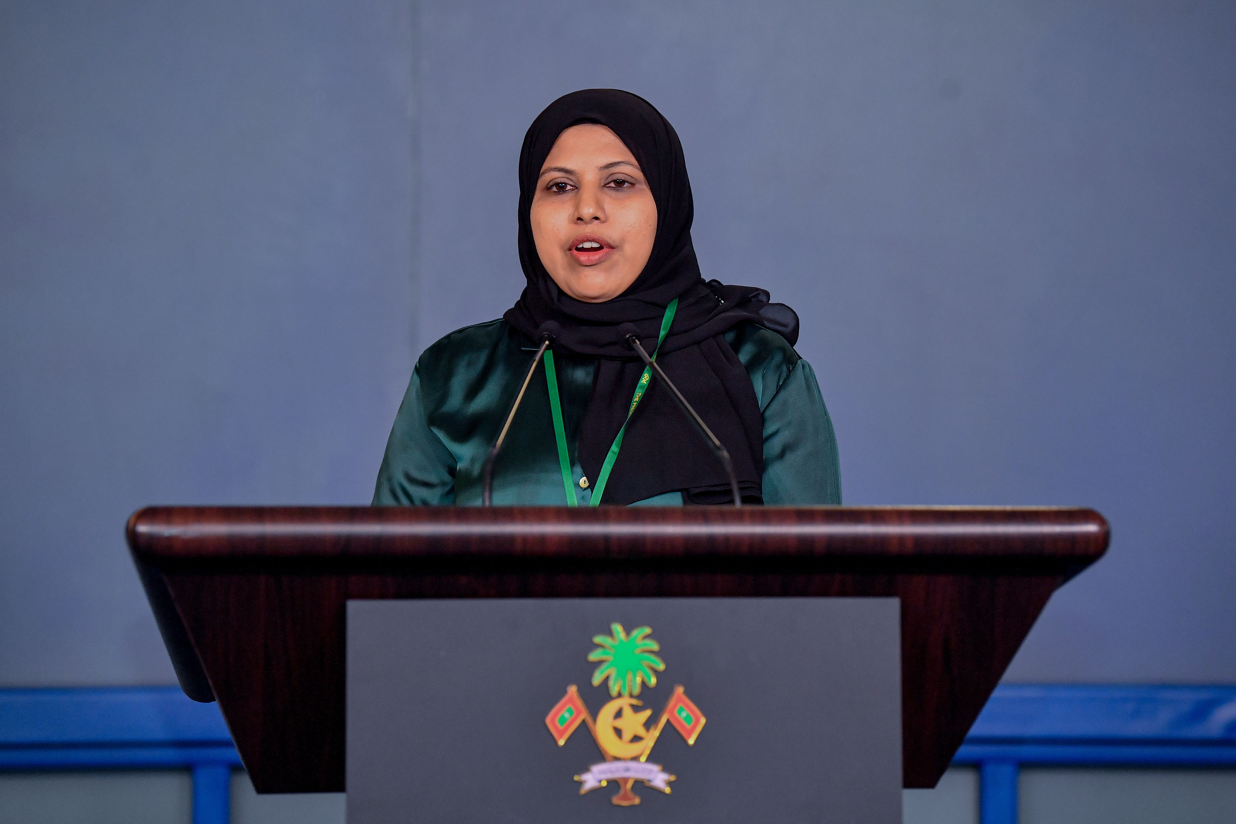 Adhadhu - Maldives government dodges question on banning Israeli passports