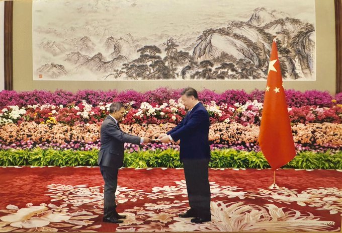 Adhadhu - Maldives' Ambassador Dr. Fazeel Najeeb presents credentials ...