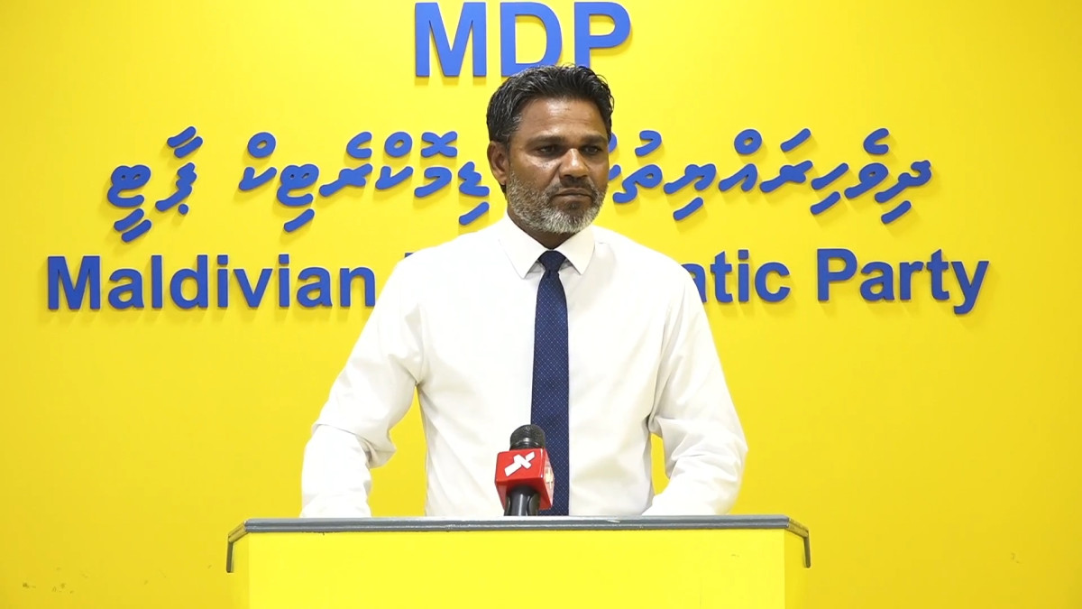 Adhadhu - MVR 100 million spent on President's campaign trips: Easa