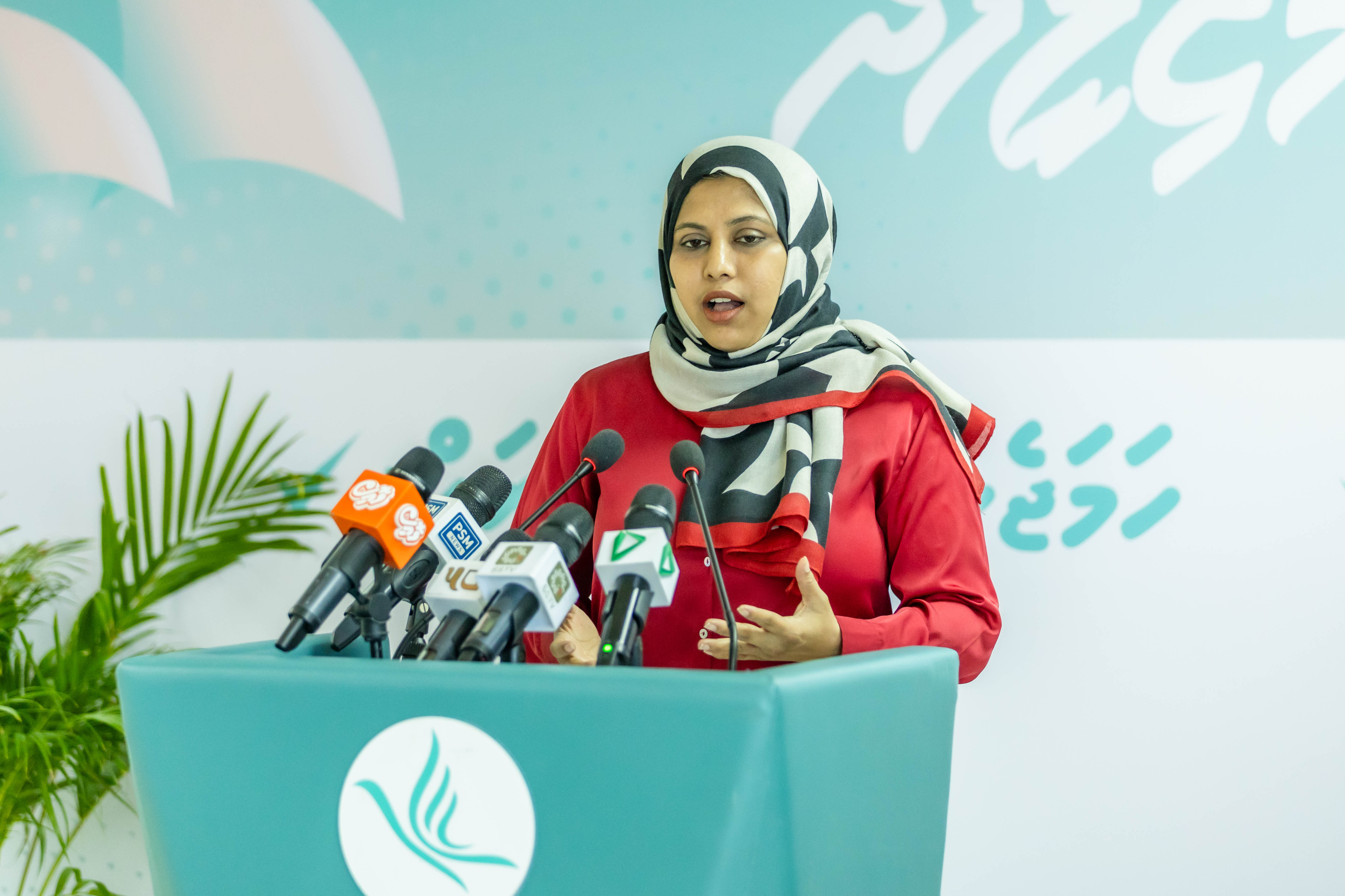 Adhadhu - PNC reprimands member for threatening to fire opposition ...