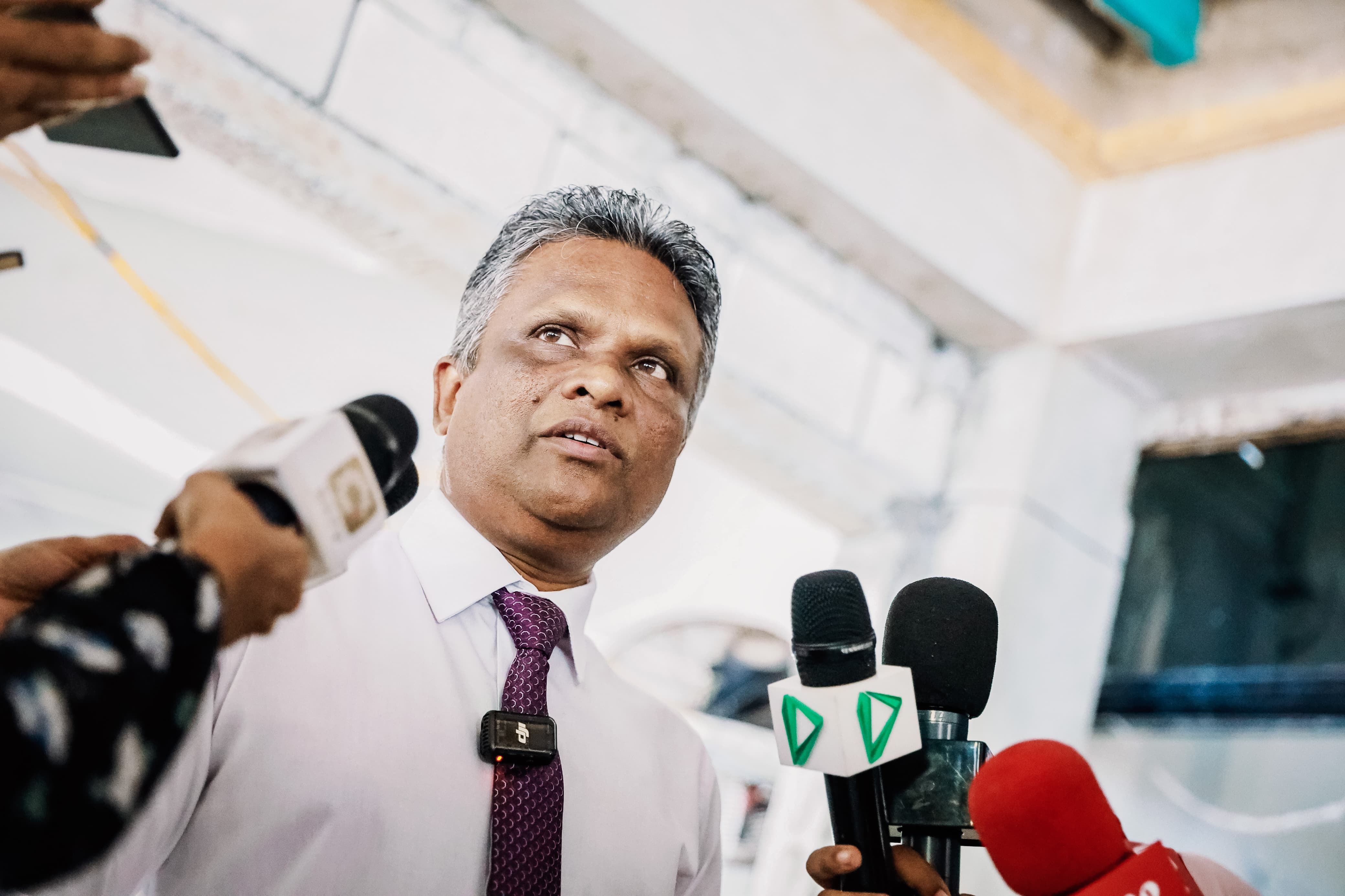 Adhadhu - Mayor Azim concerned over failure to enforce laws