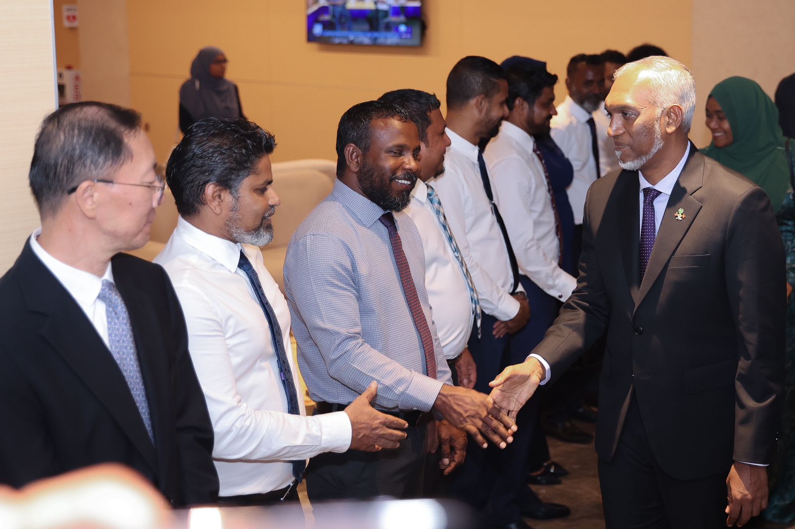 Muizzu begins historic state visit to China