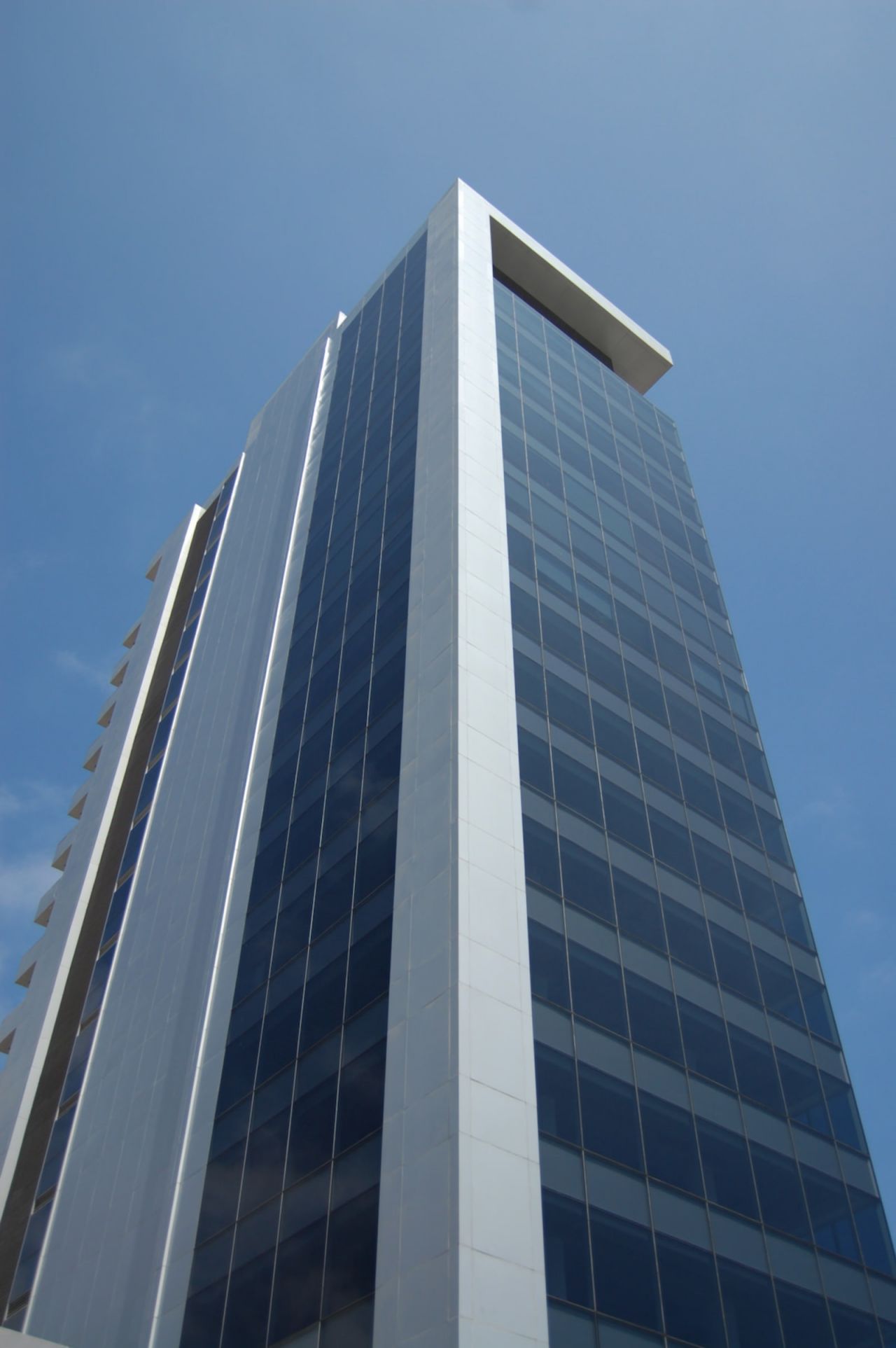 Edificio Costanera Centro | EBCO