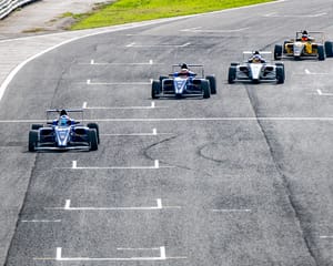 Drive an Indycar with an Indycar Driving Experience