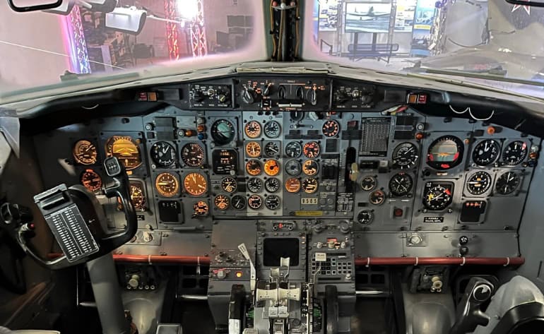 F/18 Fighter Jet Simulator –30 minutes