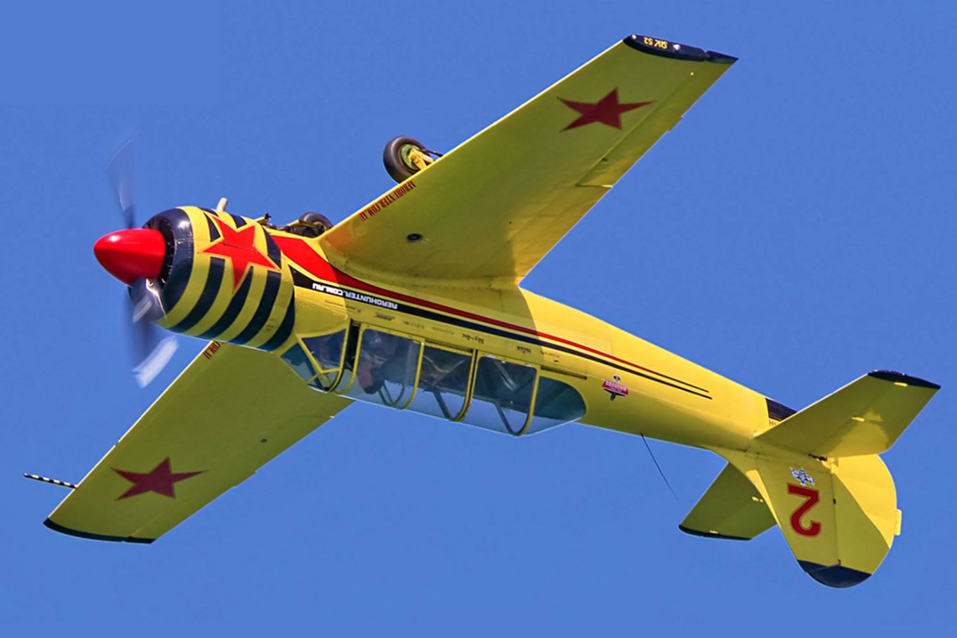 Aerobatics, Yak 52 Extreme Aerobatics, 30-minute - Hunter Valley ...