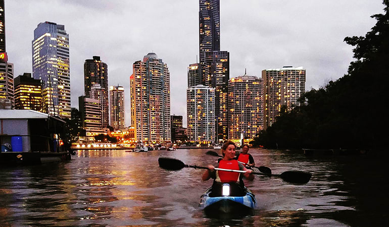 Guided Evening Kayak Tour - Brisbane River - Adrenaline
