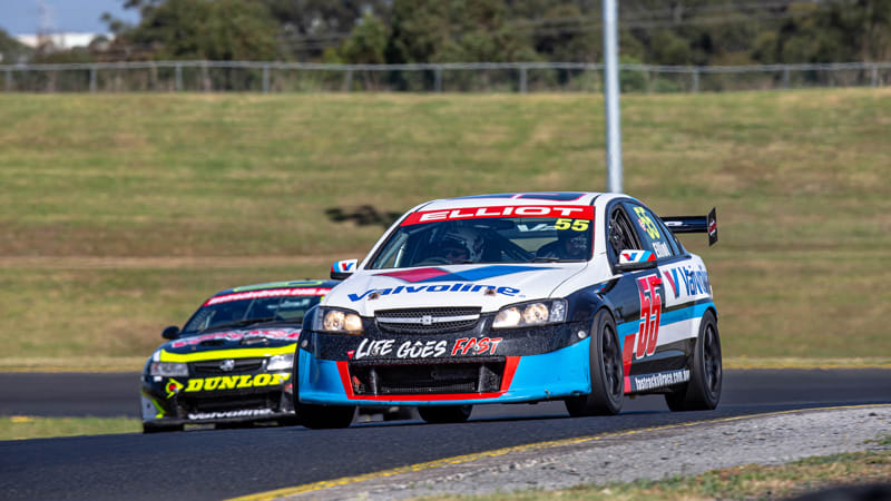 V8 Race Car 6 Lap Drive - Tailem Bend, Adelaide - Adrenaline