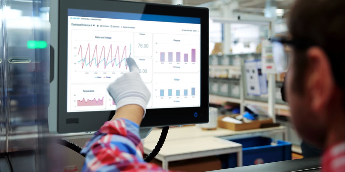 Rugged Shopfloor MES-Terminals MES9000 :: ADS-TEC Industrial IT