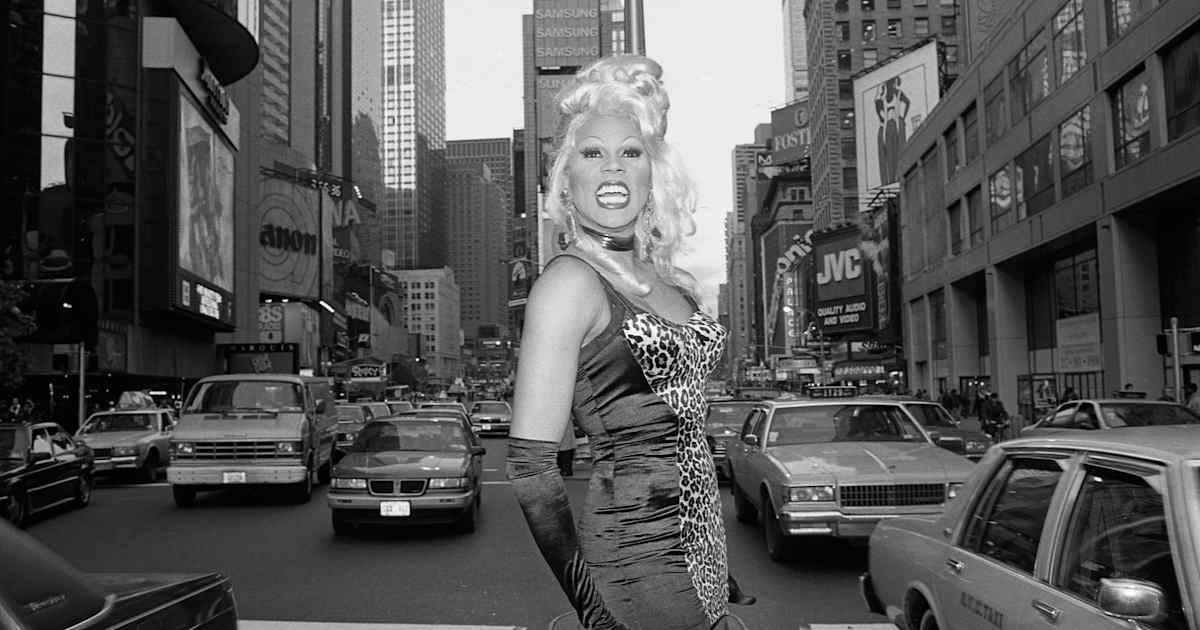 9 Drag Queens Who Made History | HISTORY