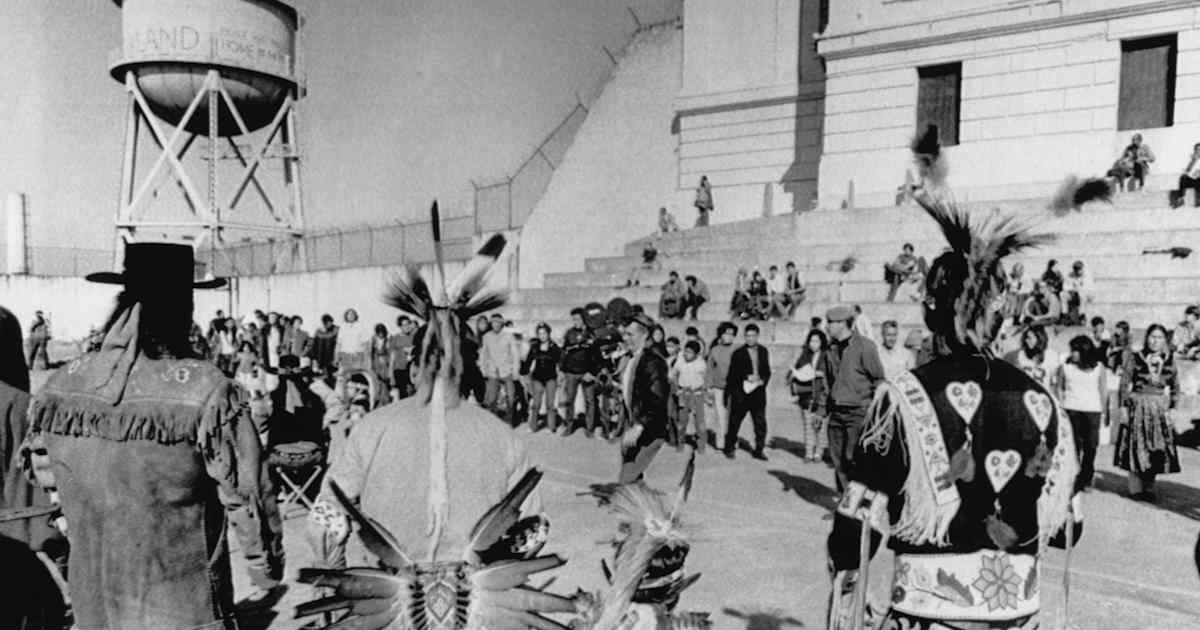 When Native American Activists Occupied Alcatraz Island | HISTORY