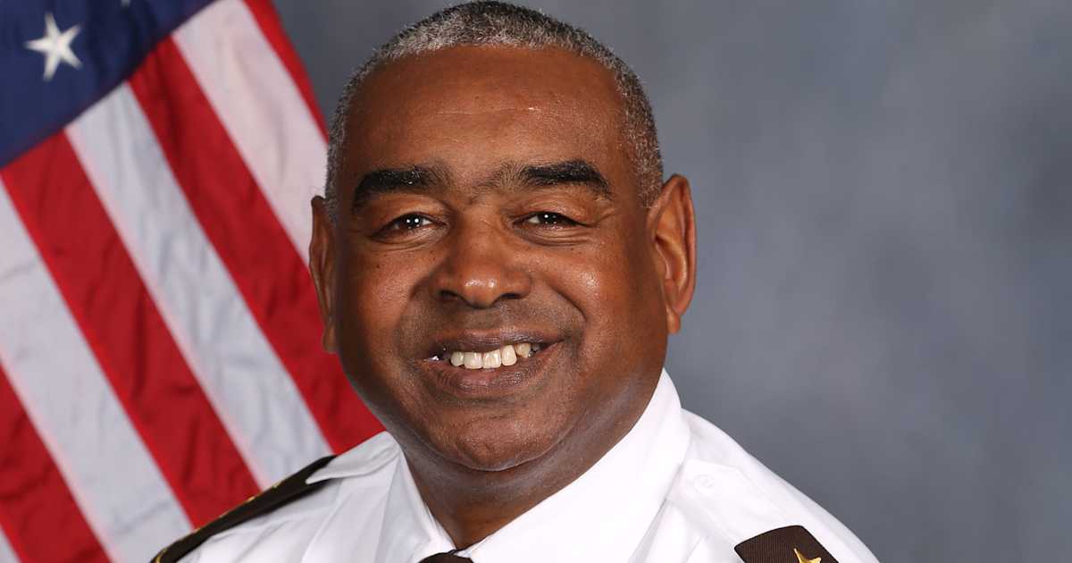 Sheriff Mark Pettway of Jefferson County on Building Trus... | A&E