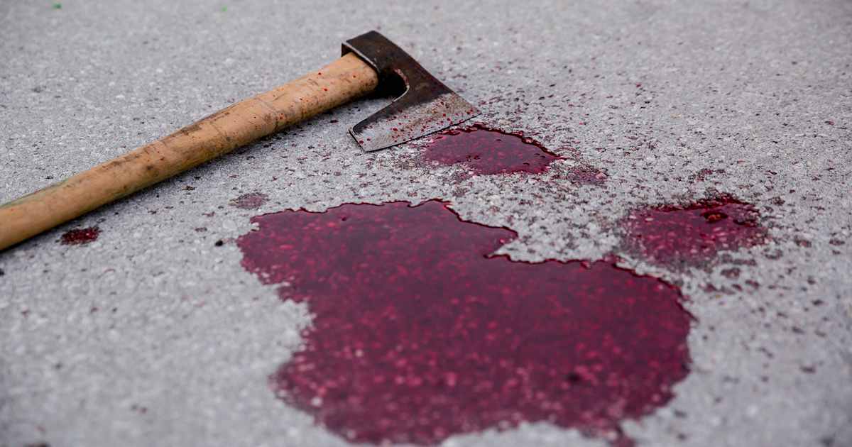 The Betty Gore Murder: Could 41 Axe Blows Be Self-Defense?