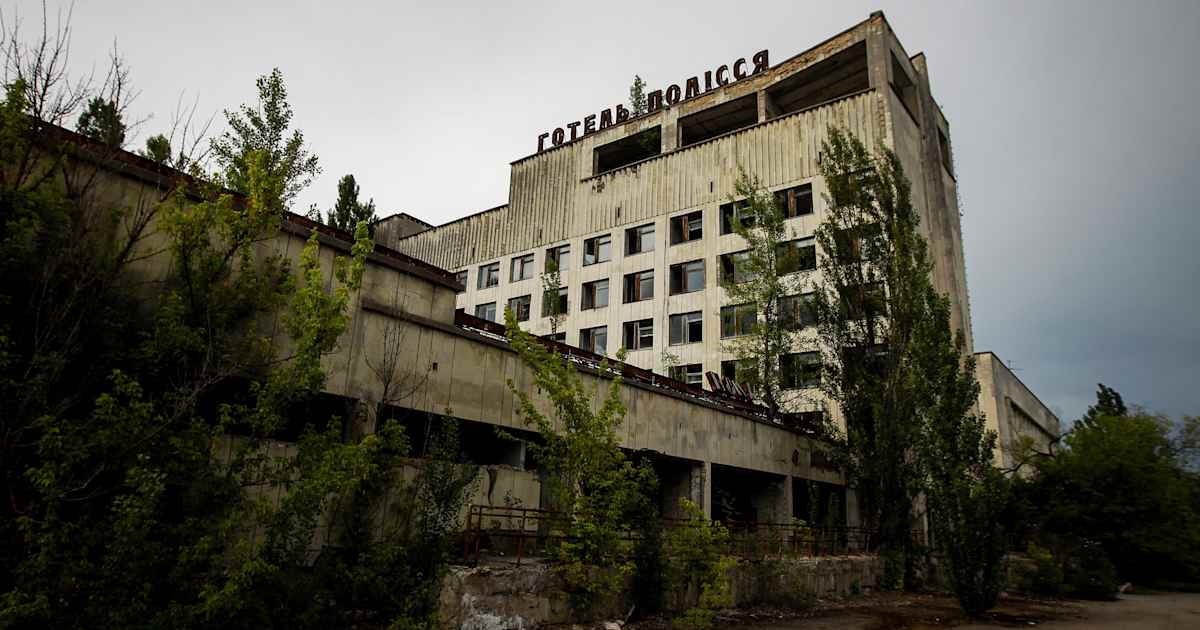 6 Famous Ghost Towns and Abandoned Cities | HISTORY