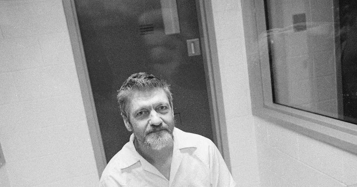 Unabomber (Ted Kaczynski) - Manifesto, Cabin, Victims | HISTORY