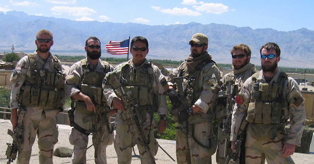 The Real-Life Story Behind “Lone Survivor” | HISTORY