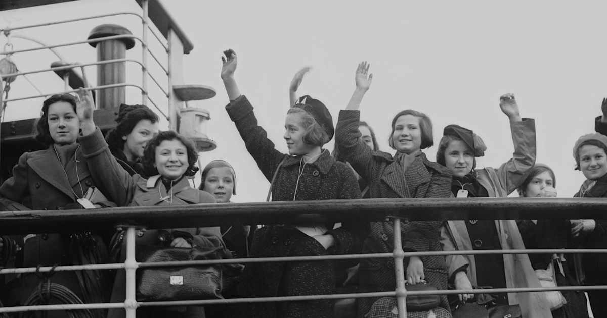 The Heartbreaking WWII Rescue That Saved 10,000 Jewish Children From ...