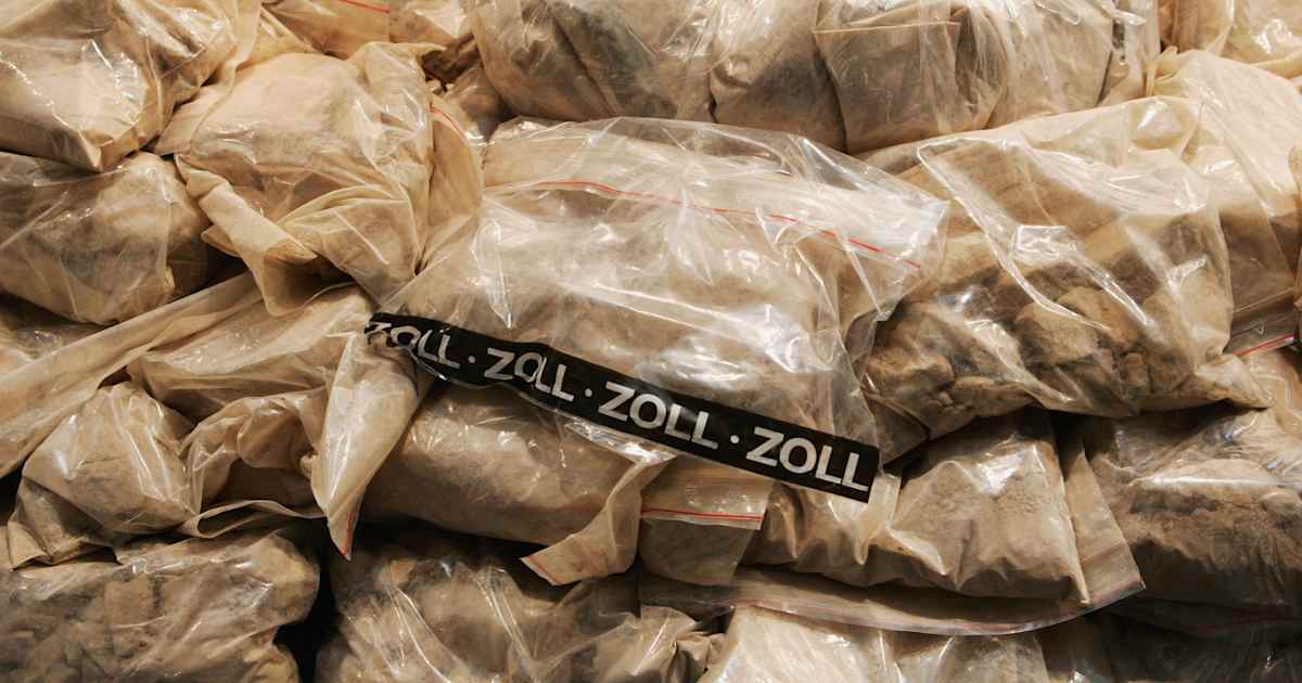 Heroin, Morphine and Opiates - Definition, Examples & Effects | HISTORY