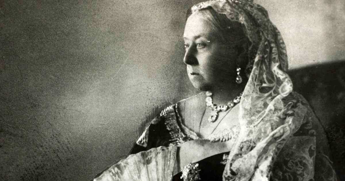 Victorian Era: Timeline, Fashion & Queen Victoria | HISTORY