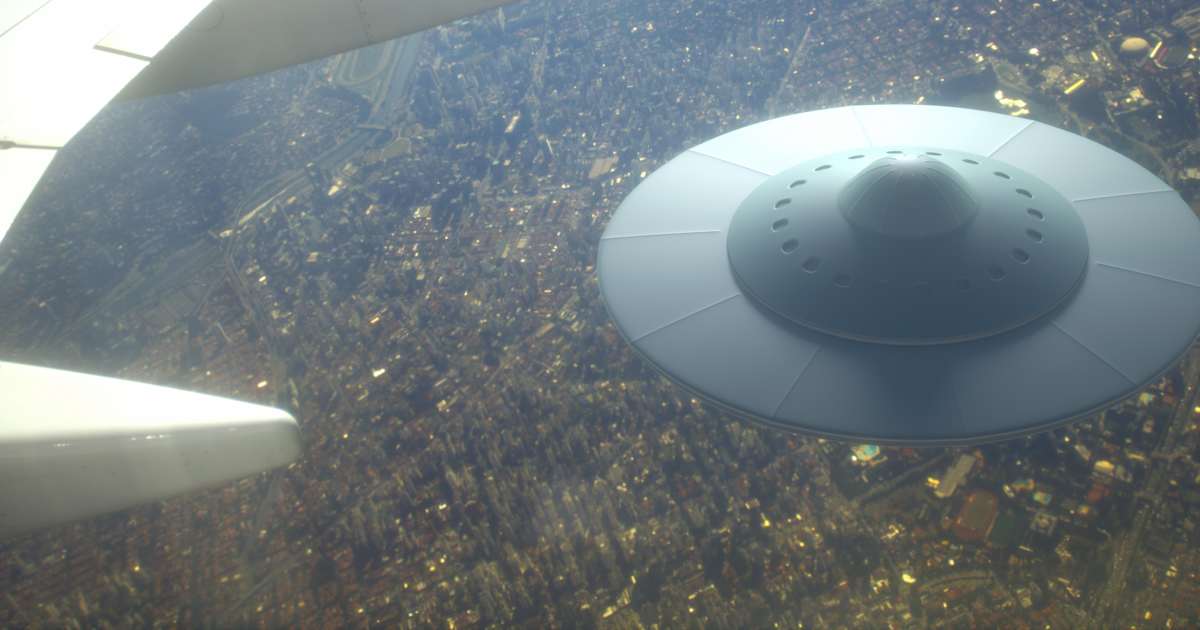 These 5 UFO Traits, Captured on Video by Navy Fighters, Defy ...