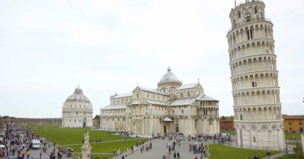 Tower Of Pisa Leans