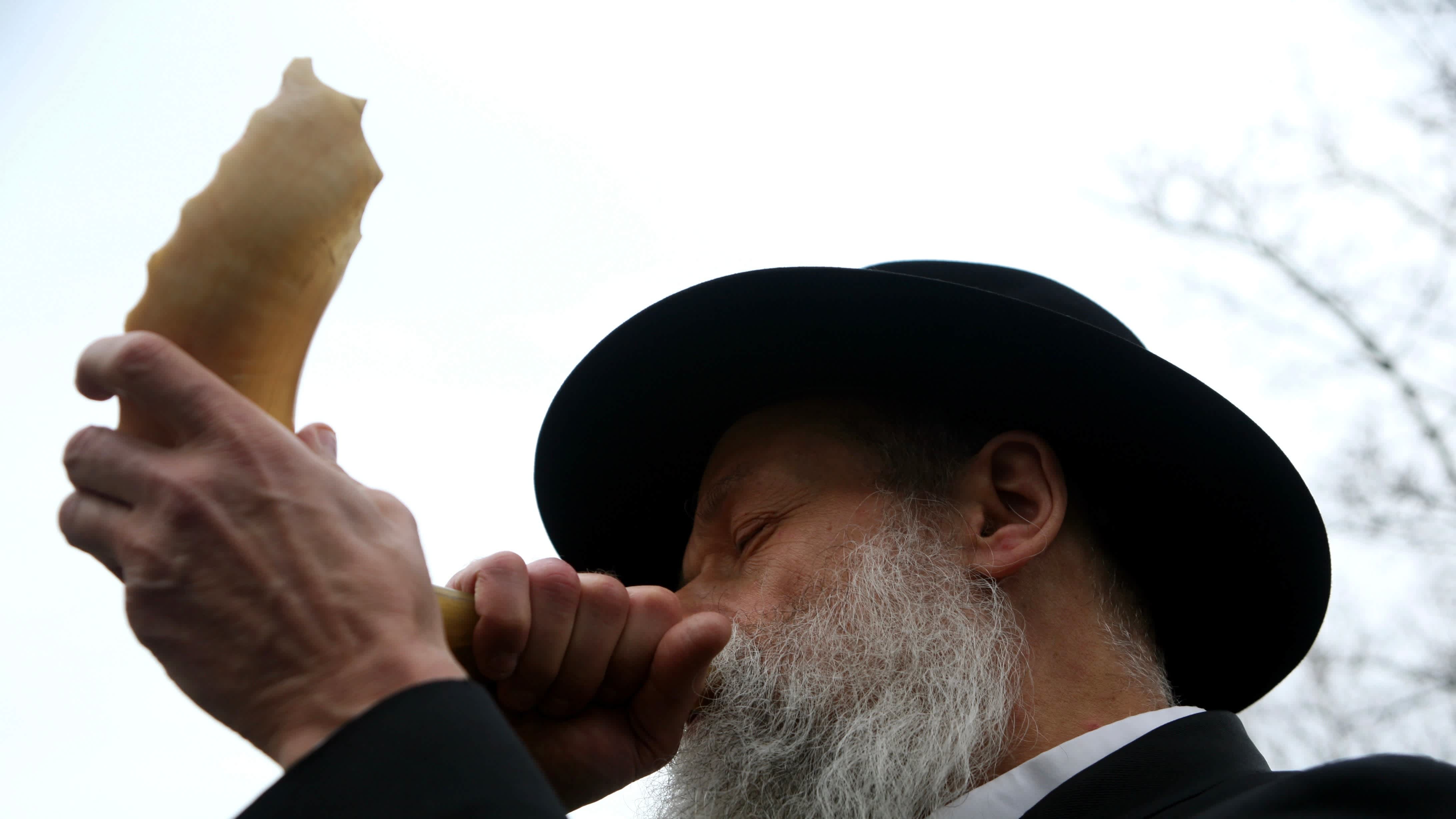 Yom Kippur: Significance, Facts & Traditions | HISTORY