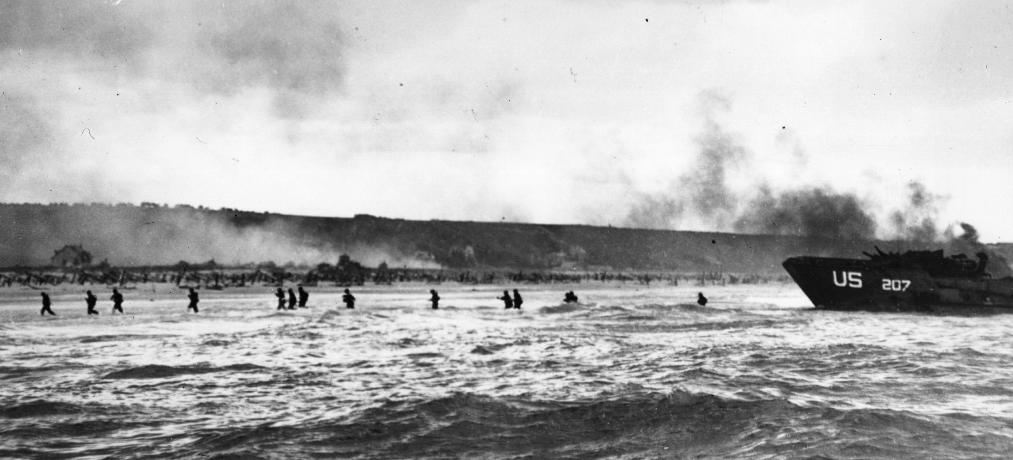 World War 2 At Sea 1944 Normandy Invasion Dday Falaise Paris