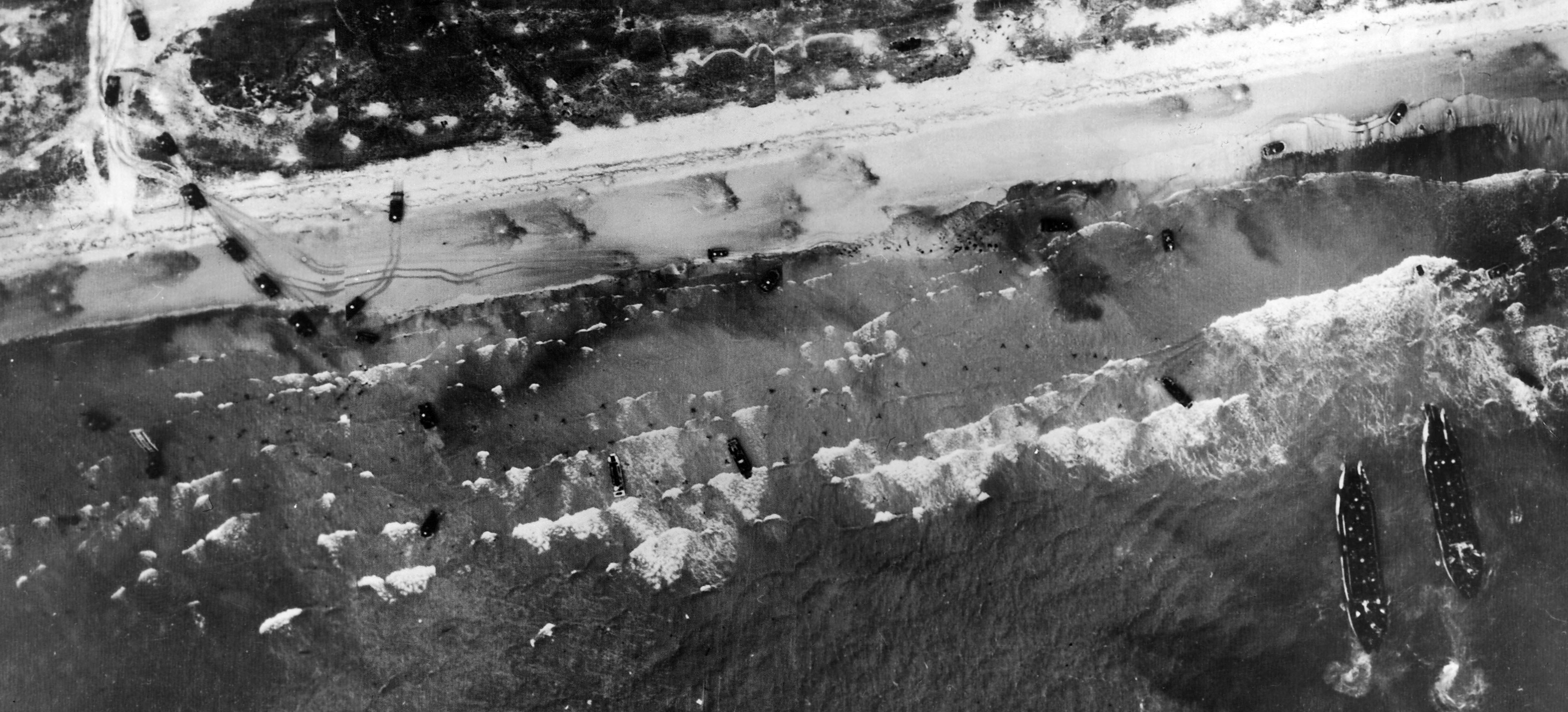 World War 2 At Sea 1944 Normandy Invasion Dday Falaise Paris
