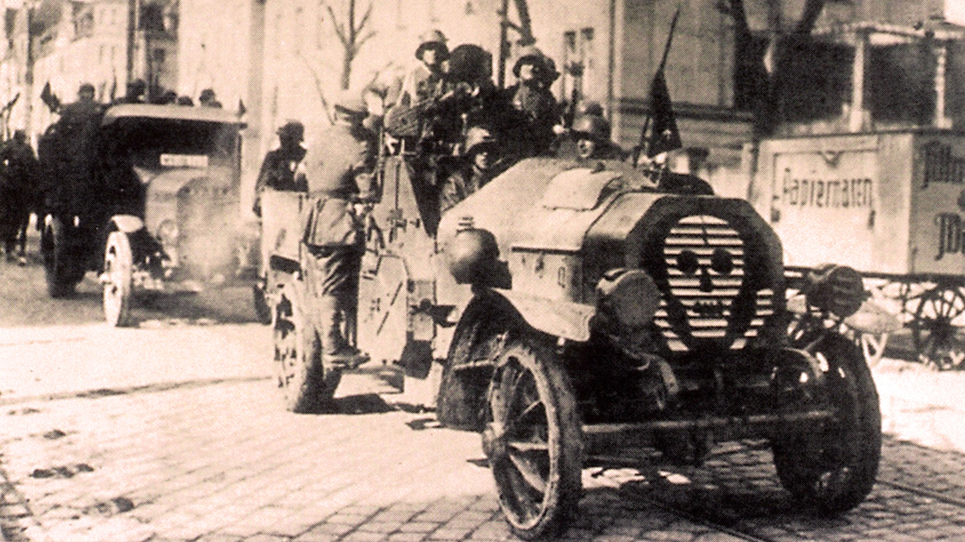 Weimar Republic Struggles Weimar Germany : Challenges, Problems And