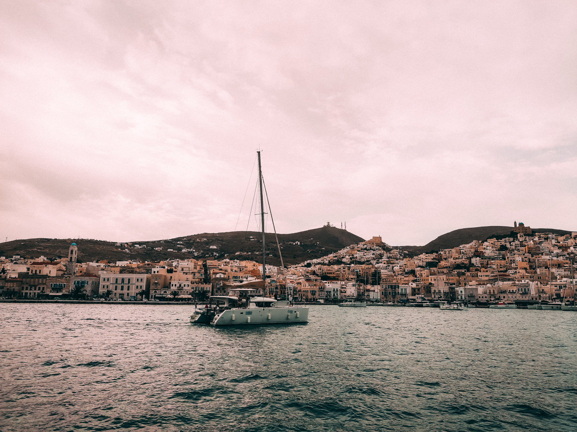 Cum ne-am organizat pentru aventura din Grecia pornind cu insula Syros ...