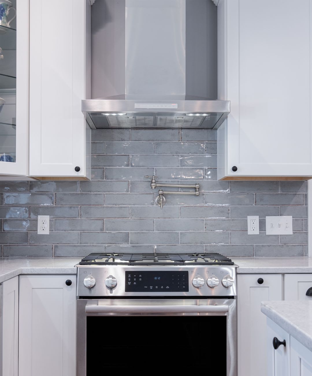 Kitchen Hoods In Grayslake, IL | Affordable Interiors
