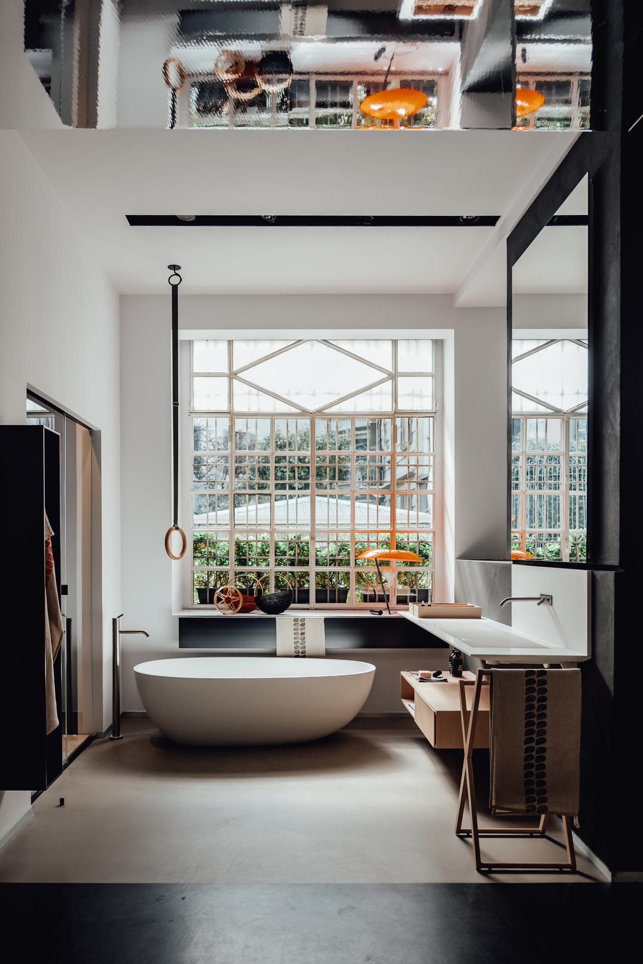 Spoon M | Designer Bathtubs | Agape Bathrooms