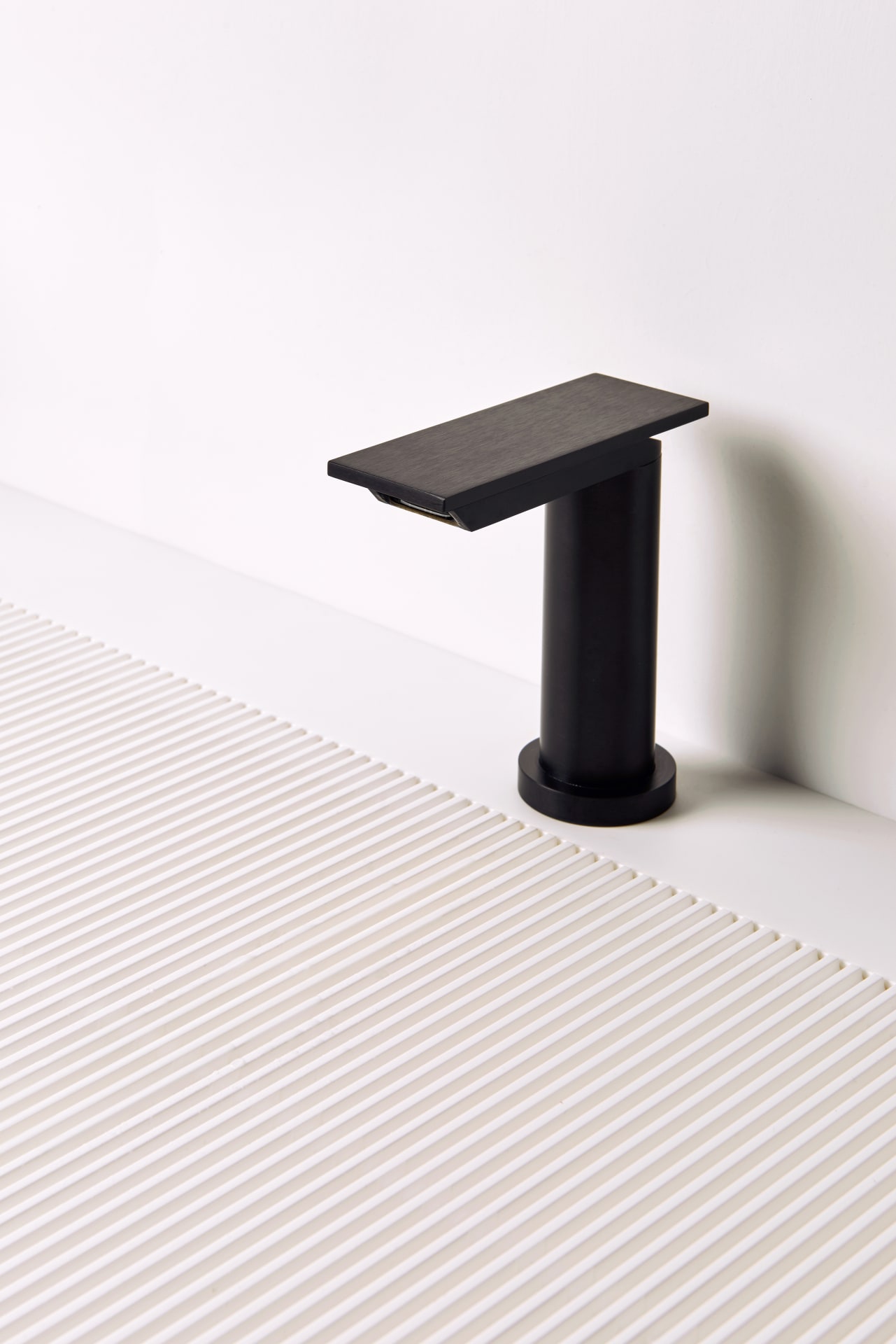 Sen | Designer Taps and shower heads | Agape Bathrooms