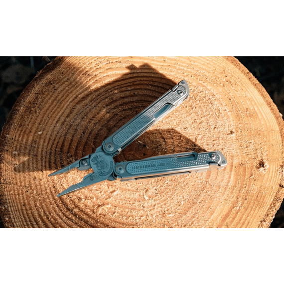 Leatherman Free P2 Multitool | Agrimark
