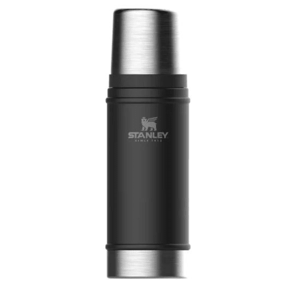 Stanley Classic Flask 470ml Black | Agrimark