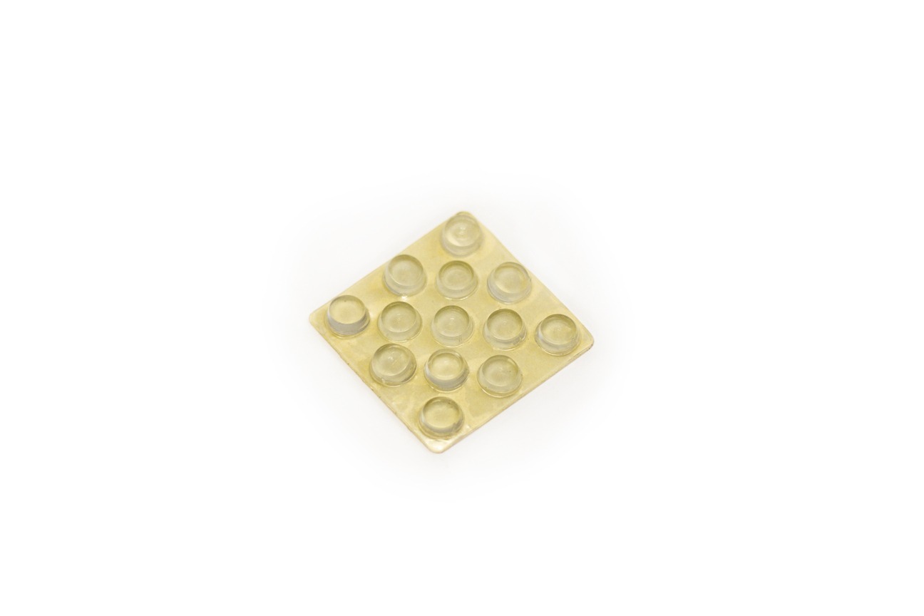 Mamba Protector Pads Clear Round 13pce | Agrimark