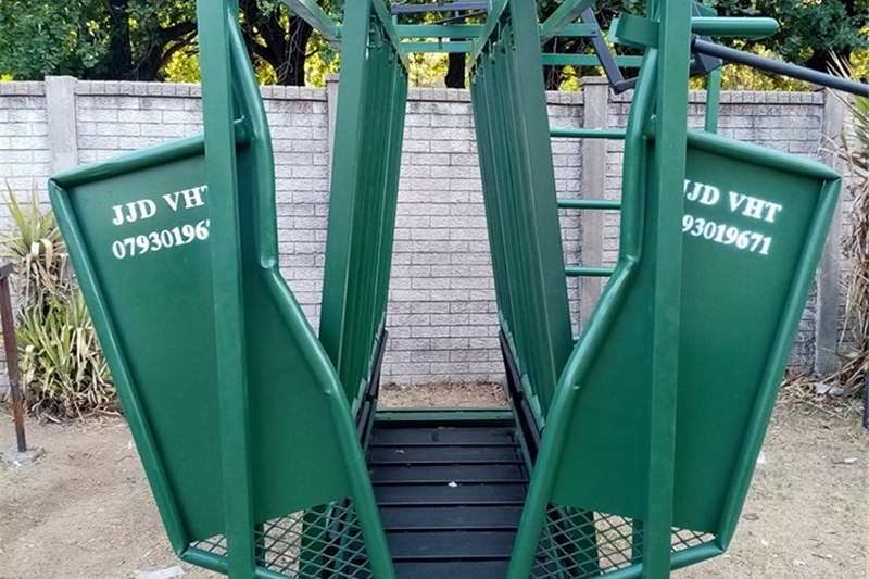 NECK CLAMP V-TYPE | Agrimark