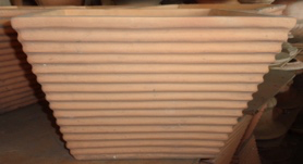 Vietproduk Triangle Pot Clay | Agrimark