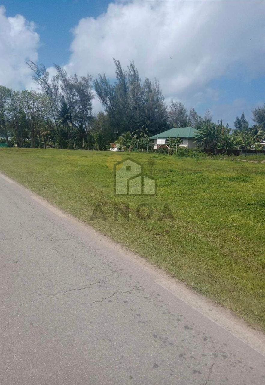 HUAHINE TERRAIN BORD DE ROUTE Anoa Home