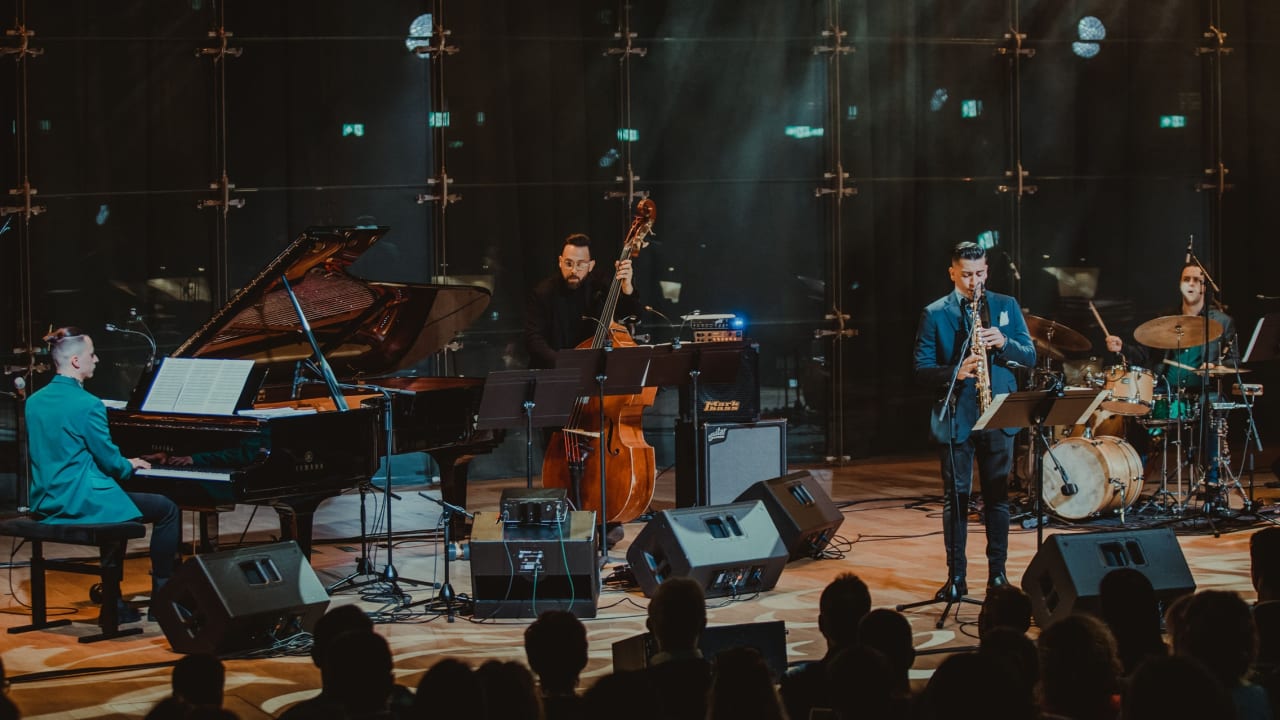 Oláh Krisztián első vinyllemeze | artisbusiness.hu