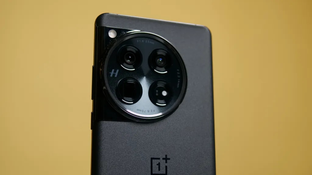 OnePlus 13 New Alleged Renders Suggests A Square Camera Setup and ...
