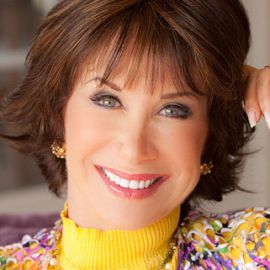 Former Hosts – TVShoppingQueens