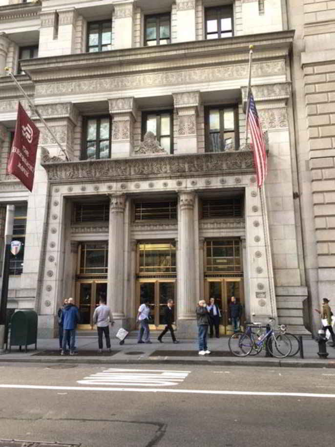 New York Virtual Office on Broadway with Mail Handling