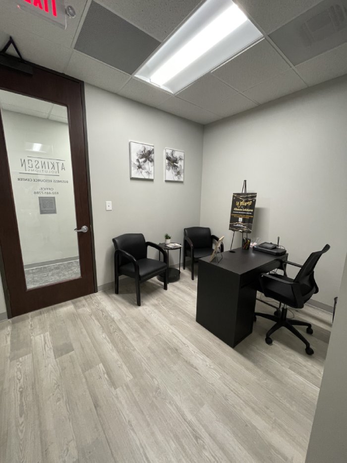 Houston Virtual Office on Cypress Creek Parkway with Mail Handling