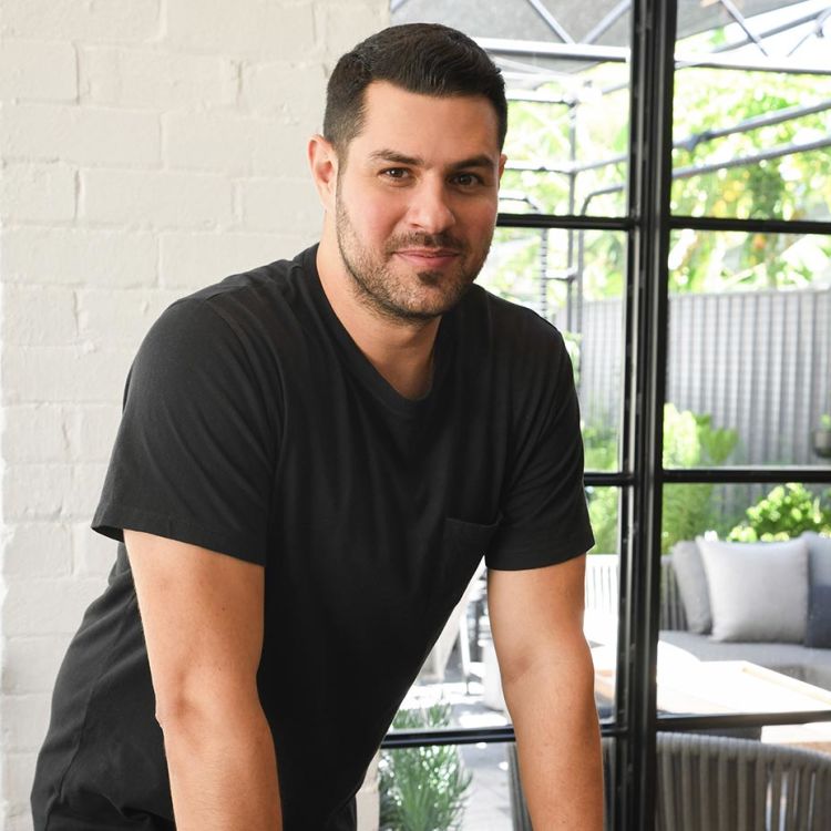 About Us | All The Dresses