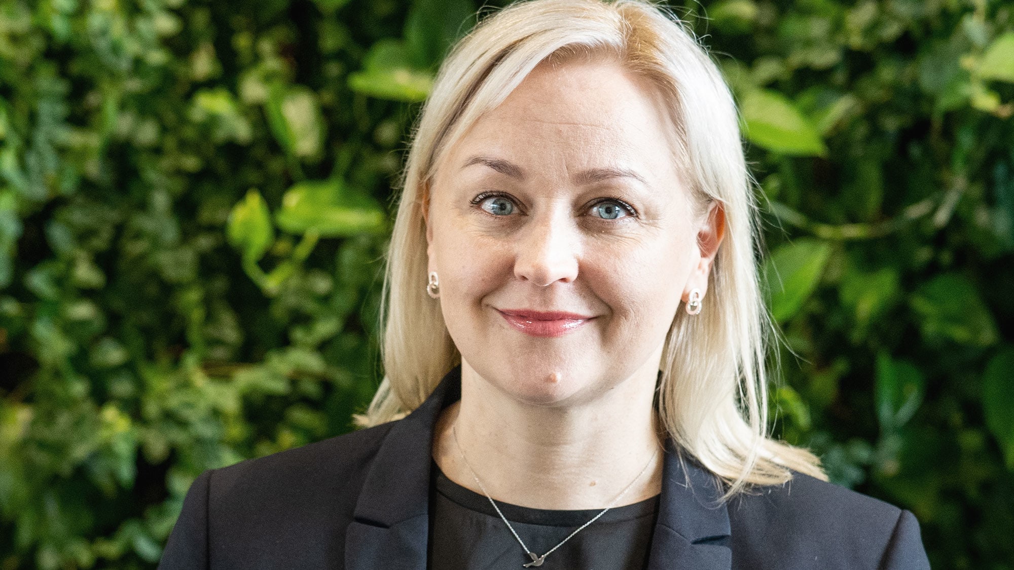 Sinustako kirjailija Almalle? - Alma Insights