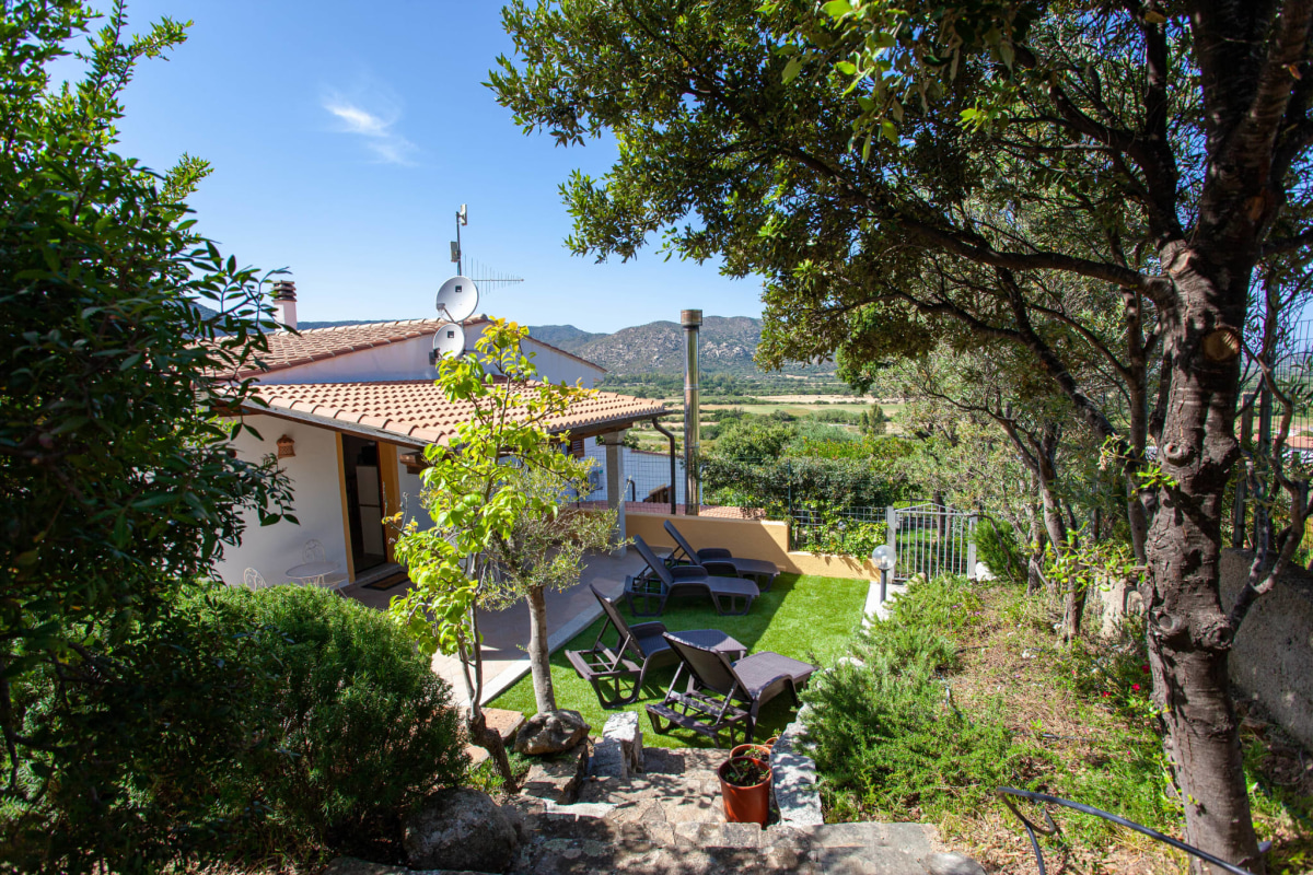 Home | B&B La casa in collina - Zimmer am Meer in San Teodoro (Sardinien)